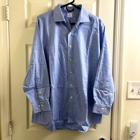 Brooks Brothers | Shirts | Brooks Brothers Button Up Dress Shirt | Poshmark